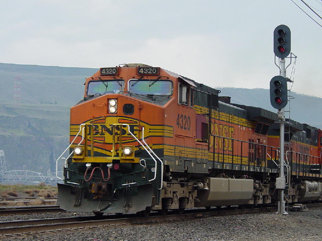 BNSF 4320